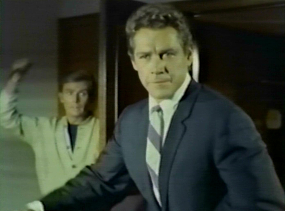 13: IL RAGGIO INFERNALE - James Anderson (Gianni Ferrio) - "Danger ...