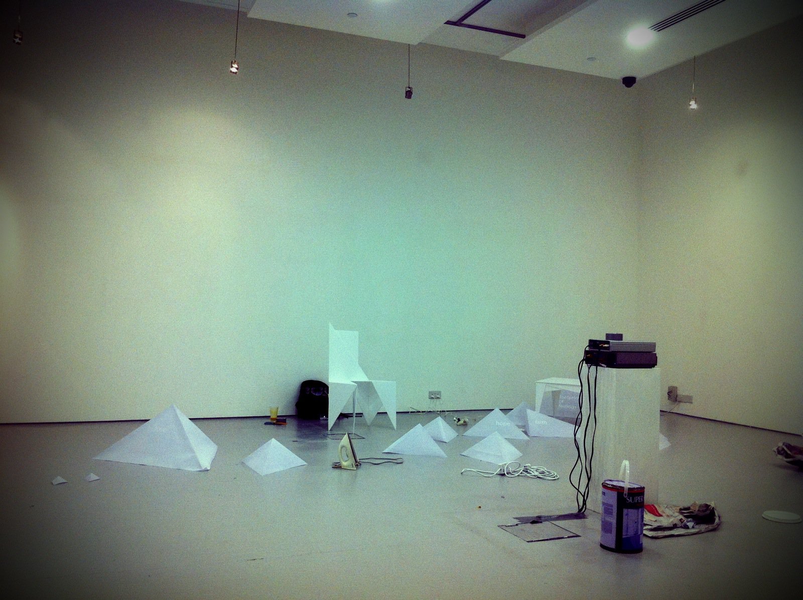 : origamiroom: Origami Room: Set up day
