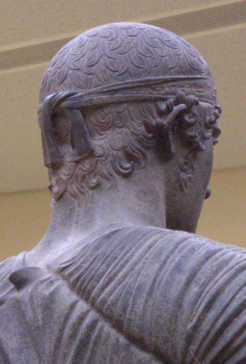 Pura Kastigá: EL AURIGA DE DELFOS.- LA BELLEZA DEL ESTILO SEVERO.