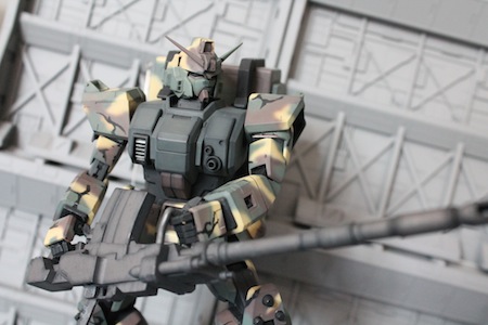 Dennis-Toys: 1/100 Customed Army Camouflage Gundam (Ground Type)