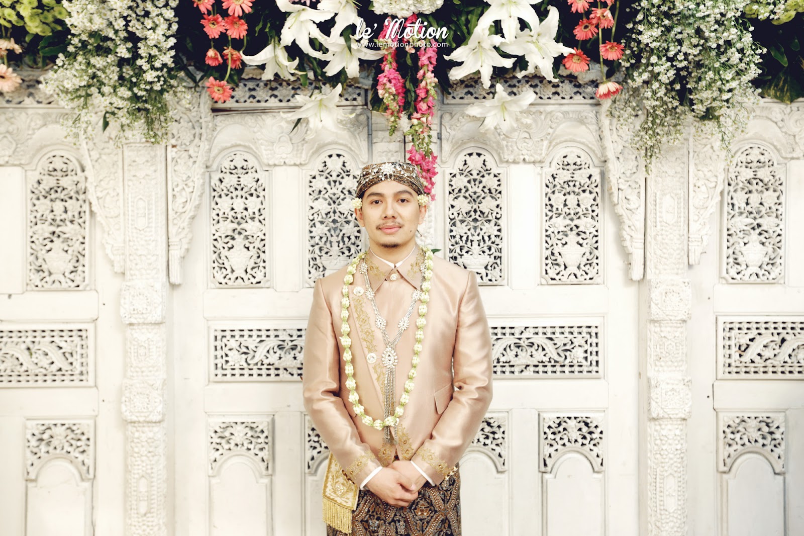 Le Motion Photo: Stephanie & Gilang Wedding (Pernikahan adat Jawa)