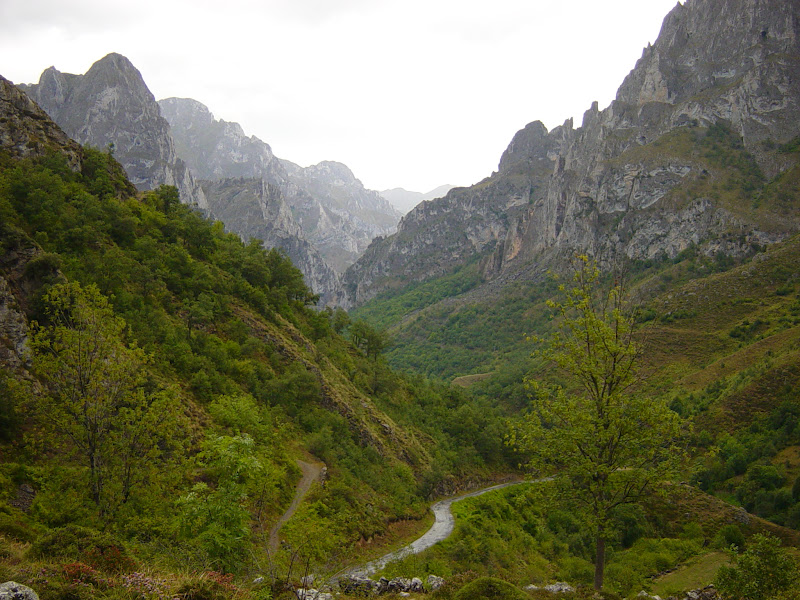 Periplo: 263.- Mirador del Tombo (Caín - León)