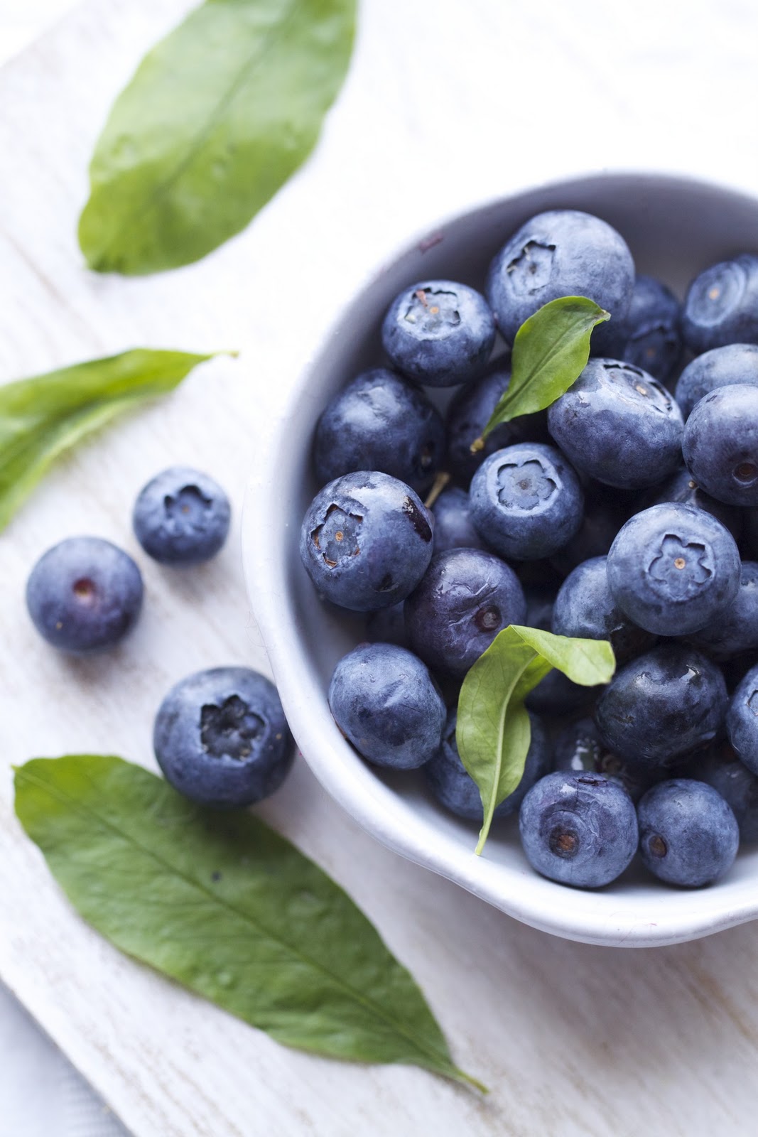 Epicurean Mom: Pomegranate Poached Pear and Apple Salad with a ...