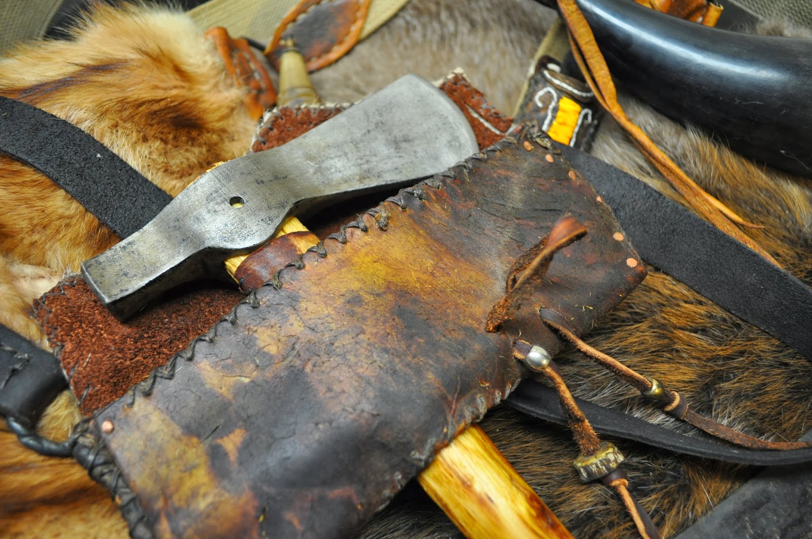 Skab Leatherworks: Tomahawk Baldric Rig