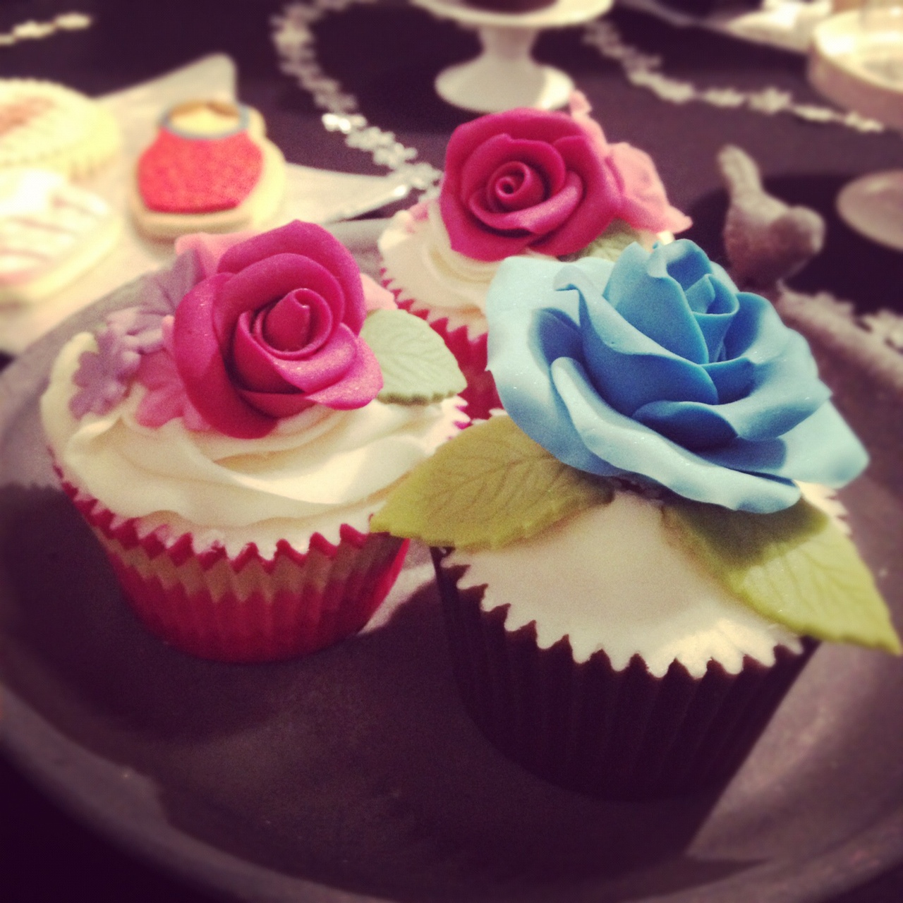 MON BAKERY | The world is better with sweet things