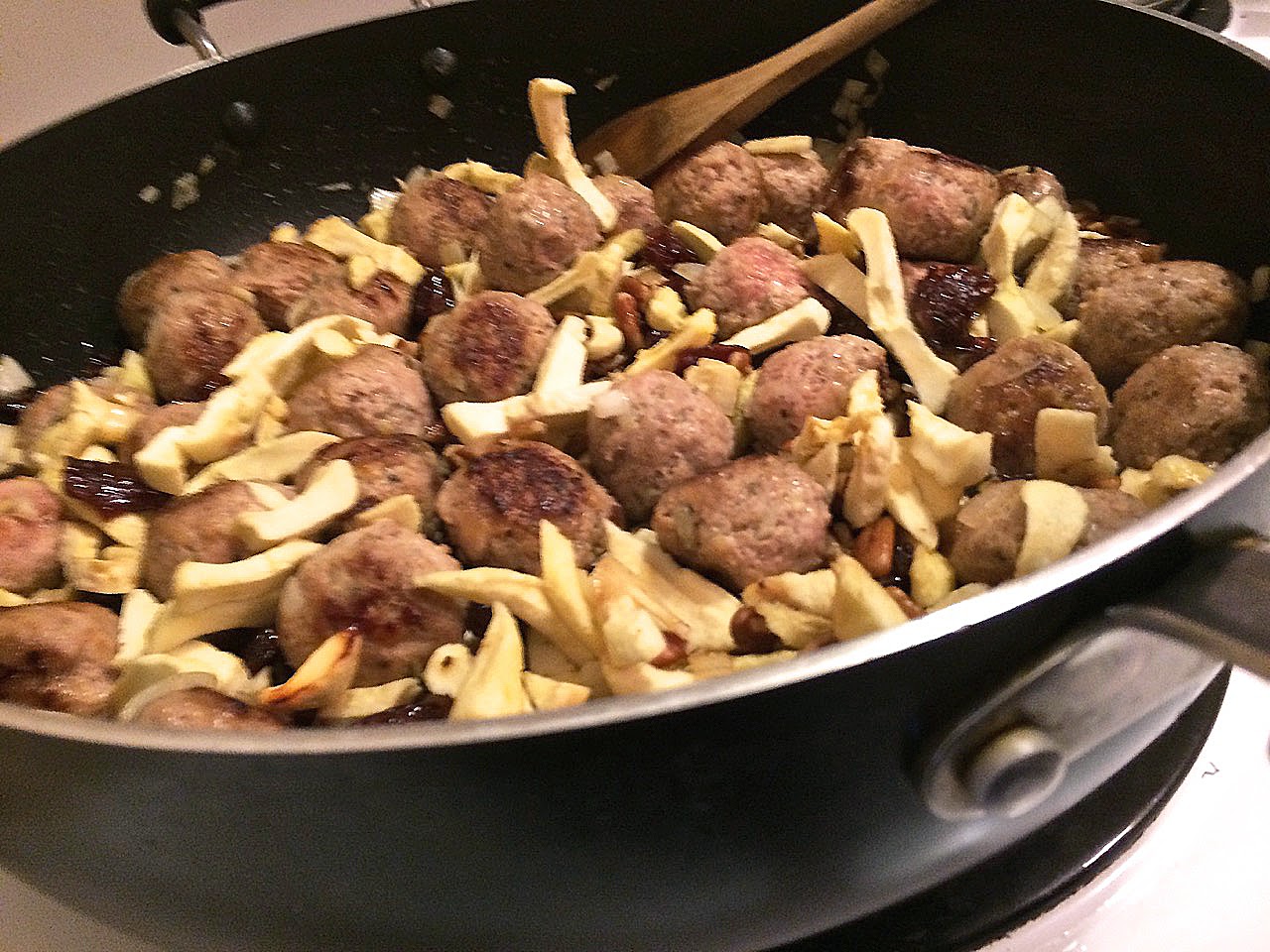 Docaitta Lifestyle: Chicken, Fruit & Wild Rice Pilaf