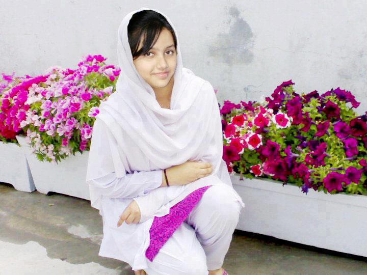 hd special girls: hot multan girls
