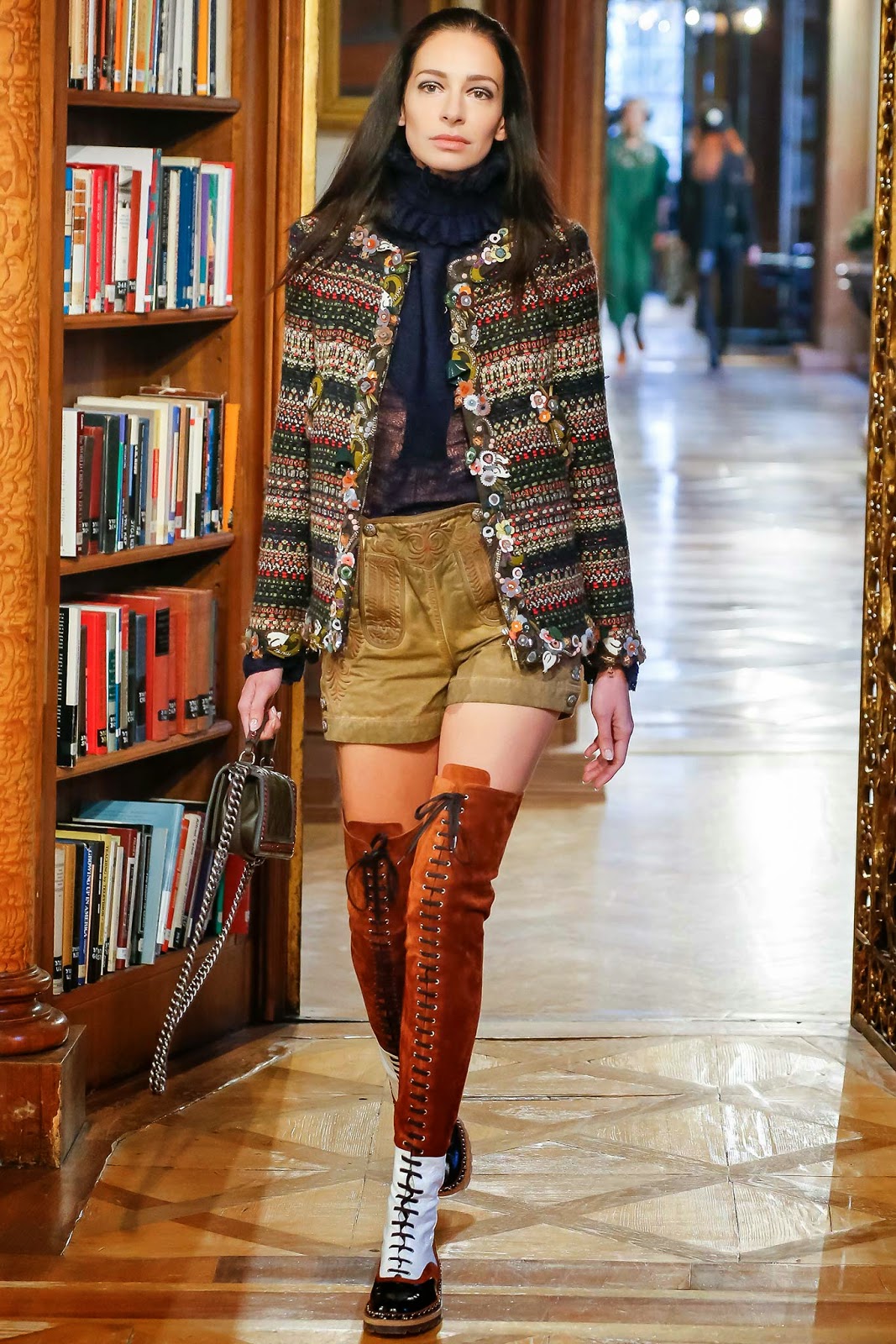 GOLDEN DREAMLAND: Chanel Pre-Fall 2015 Show in Salzburg