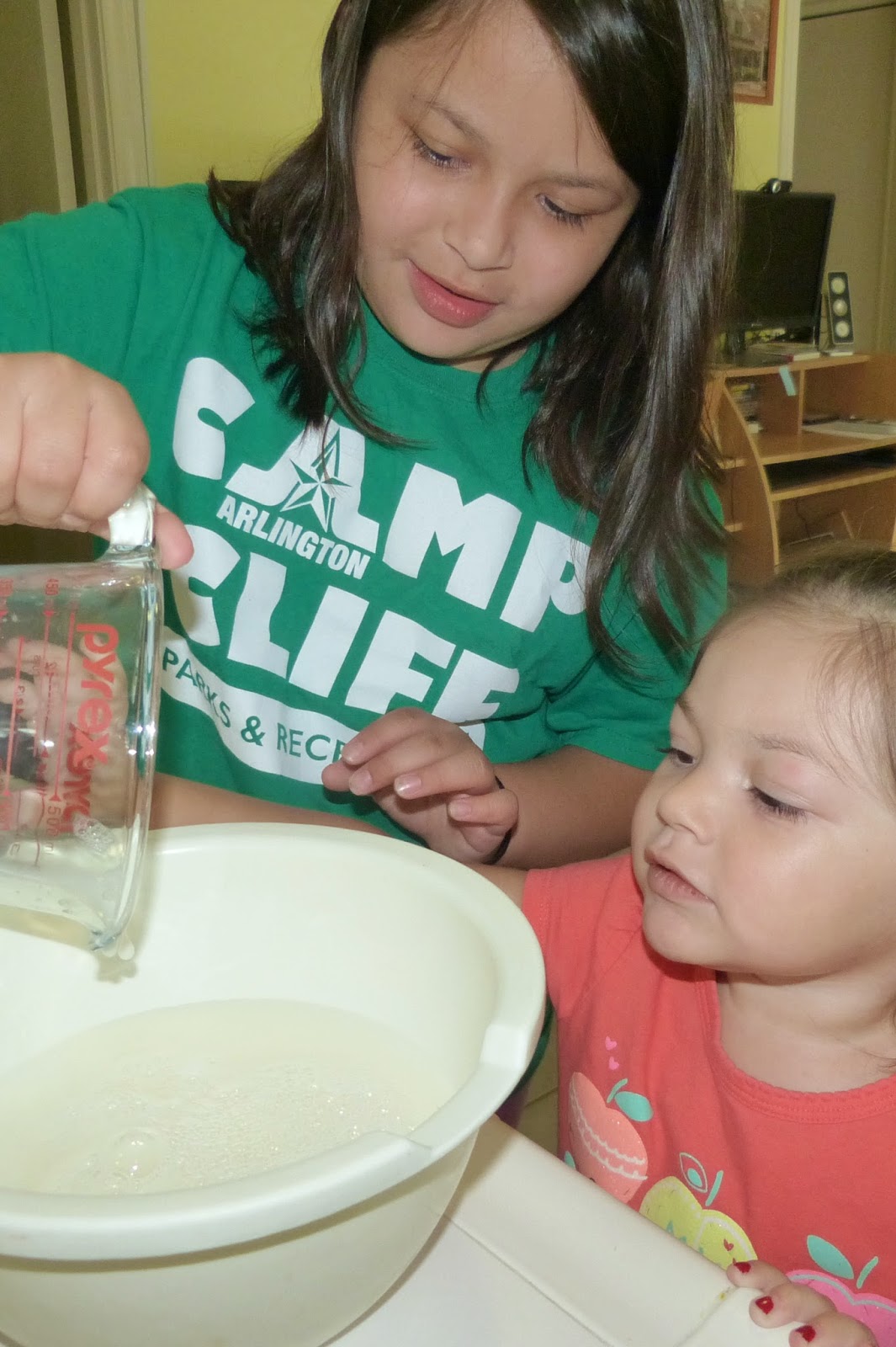 Paula's Primary Classroom: International Mud Day 2014!