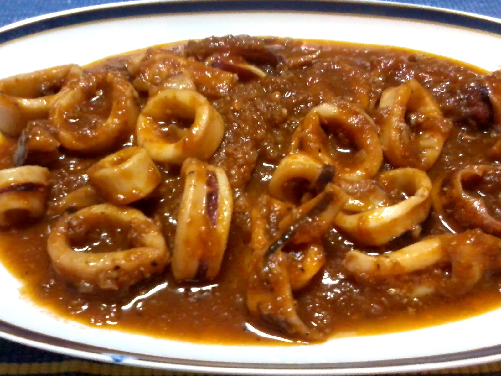 Inmacocinillas: CALAMARES EN SALSA EN LA OLLA GM