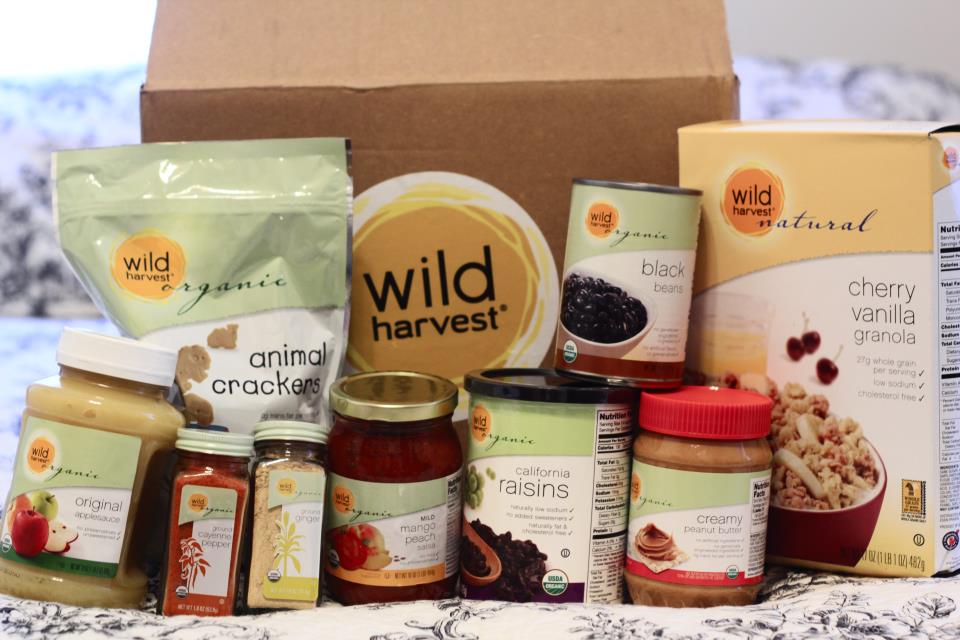 Mac&Cheese&Peas: WILD HARVEST: Black Bean and Mango Salsa Omlette