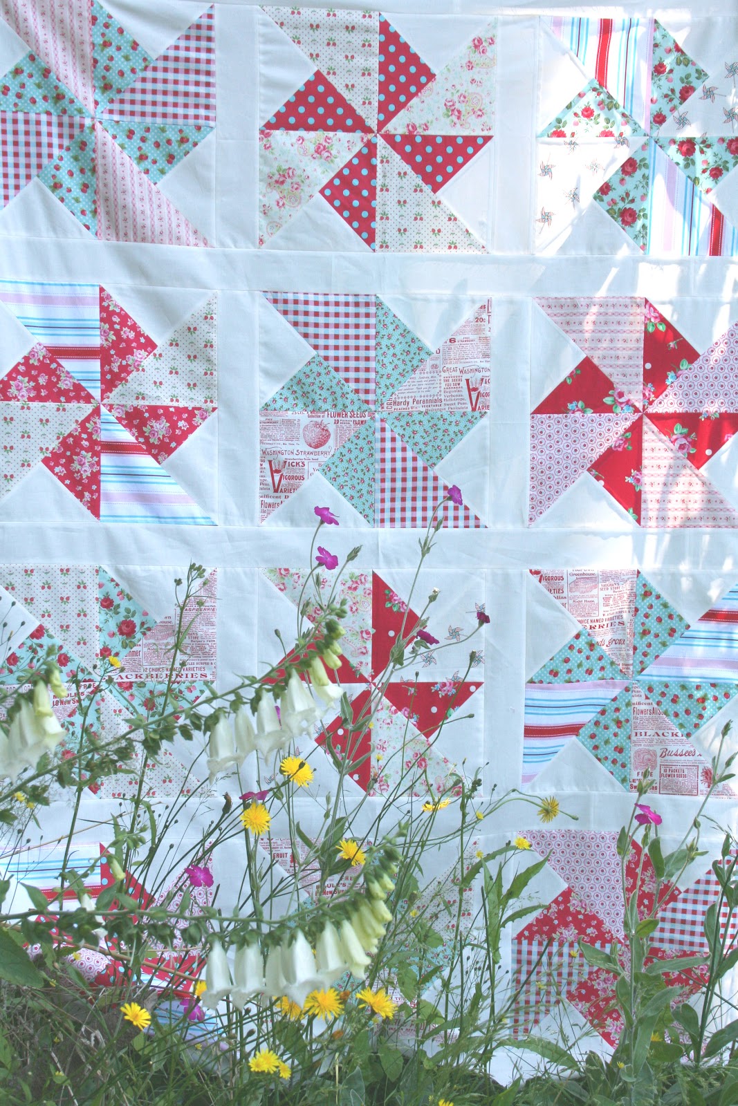 lovely little handmades: pinwheels in the park~ quilt top!