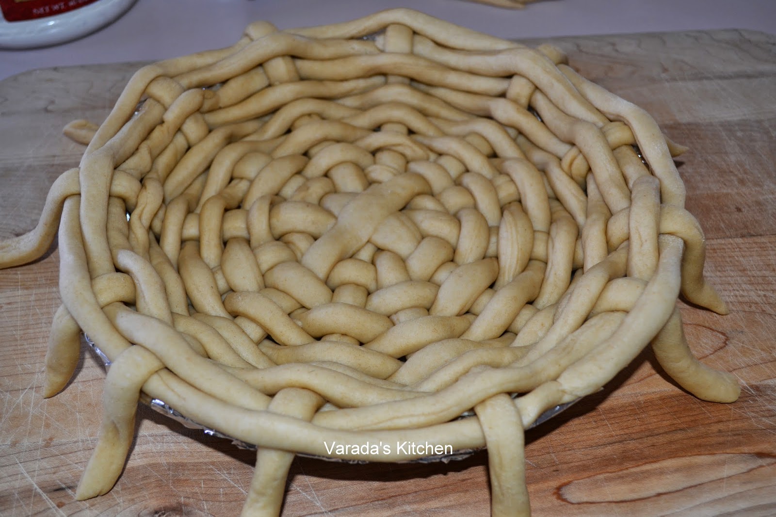 Edible Spring Bread Basket / Braided Bread Basket