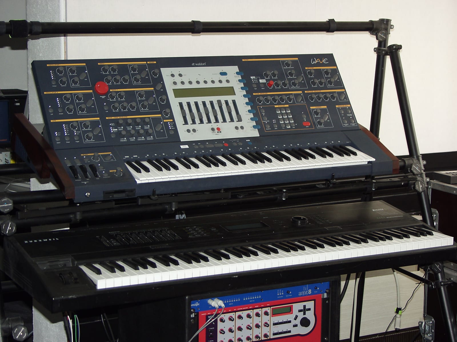 MATRIXSYNTH: Waldorf Wave, 61key, 16 Voice SN 2