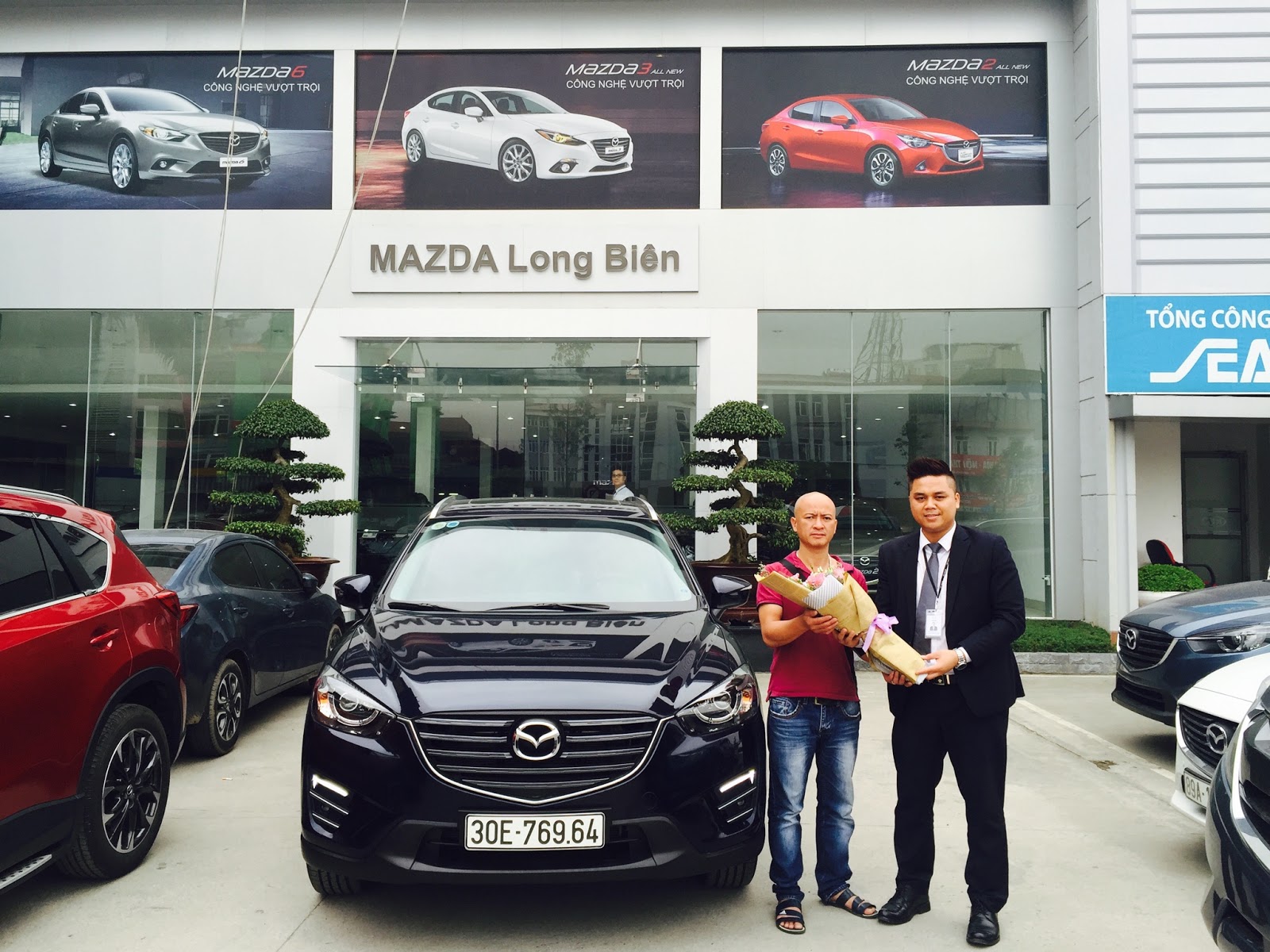 Giao xe KH Bạch Xuân Sơn - Mazda Cx5 Facelift Xanh 42M | 【Mazda Long ...