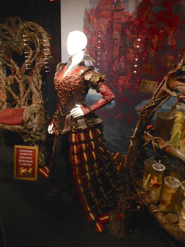Hollywood Movie Costumes and Props: Red Queen Organic Armour costume ...