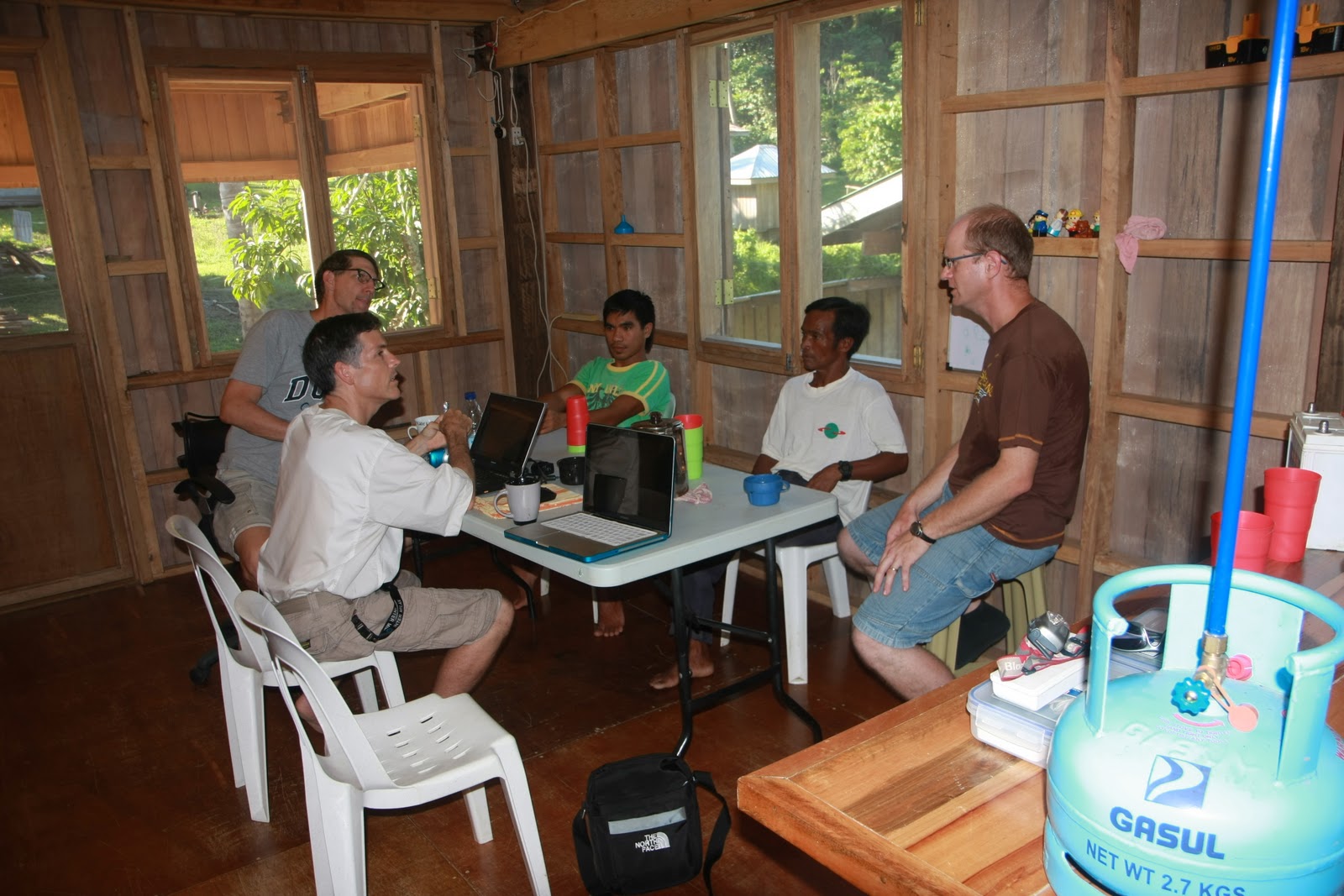 tribal trekker: The Language Barrier - the Ga-dang (and peanut coffee)