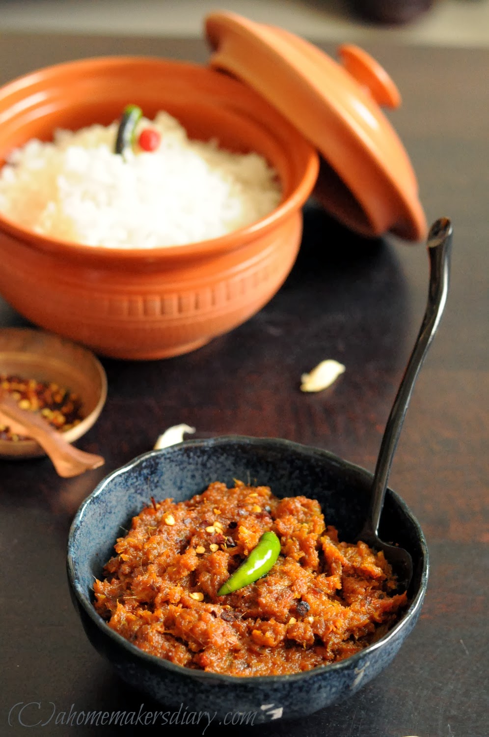 Loitya Macher Jhuri (Spicy Bombay Duck) - A Homemaker's Diary