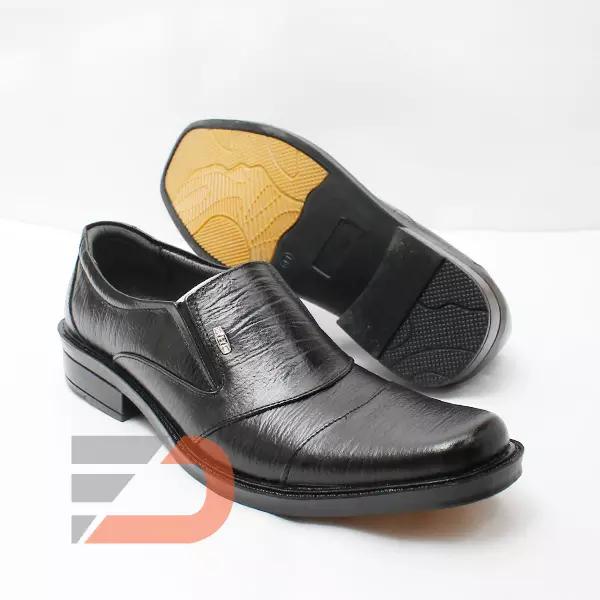 7 Model Sepatu Terbaru Pria dan Harganya - Belanja Online