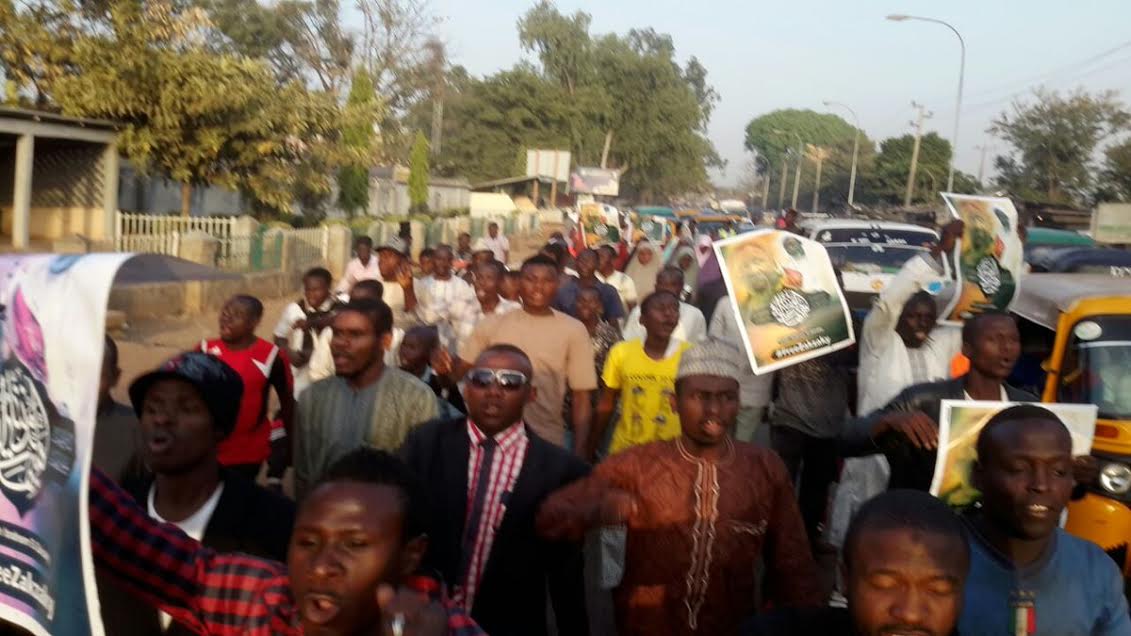 Photos: Despite ban, Shittes hold protest in Kaduna state - EDO Xplore