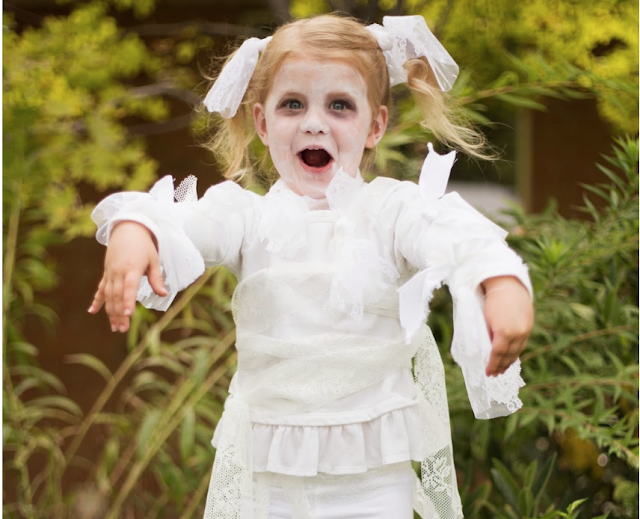 do it yourself divas: DIY: Little Girl Lace Mummy Halloween Costume