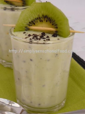 Yoghurt Mint chocolate pots | simply.food