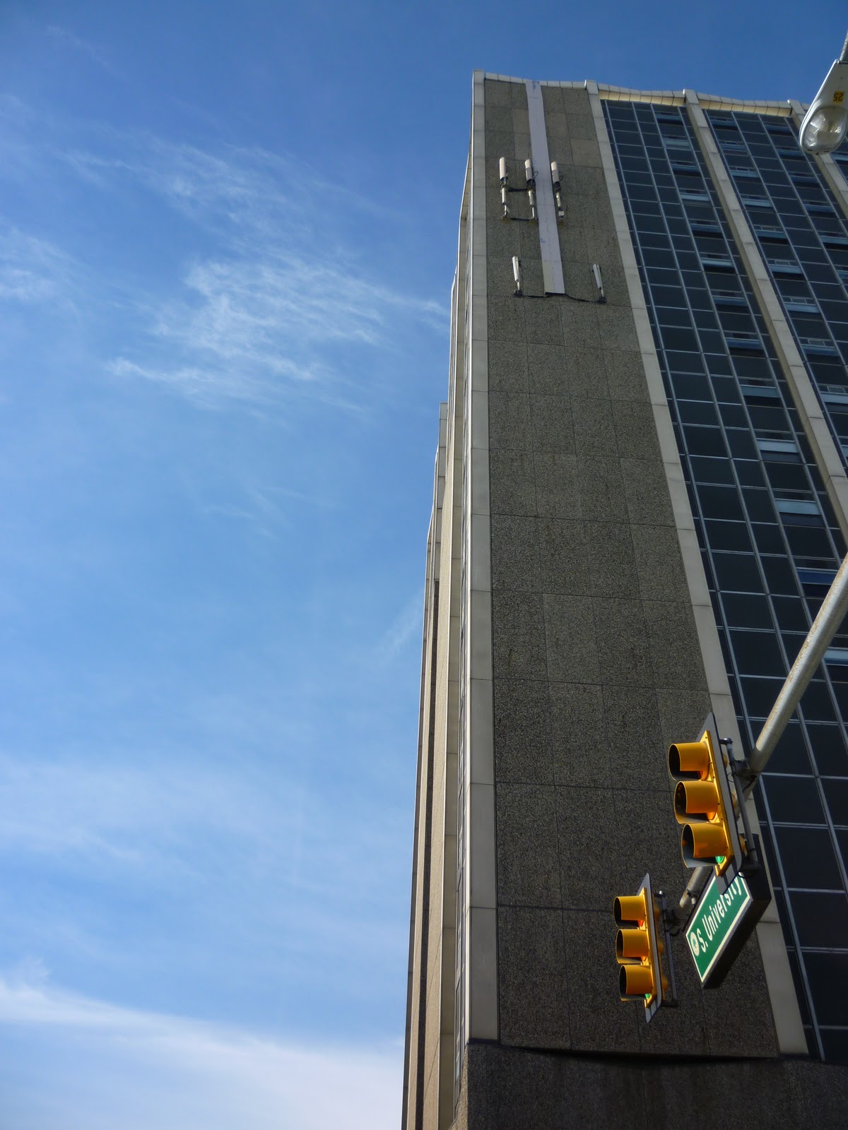 Civil Engineering Photos: #8 Cell Phone Towers in Urban Environments
