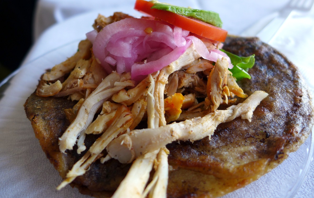 Municipio de Cacalchén: Panucho Platillo Yucateco