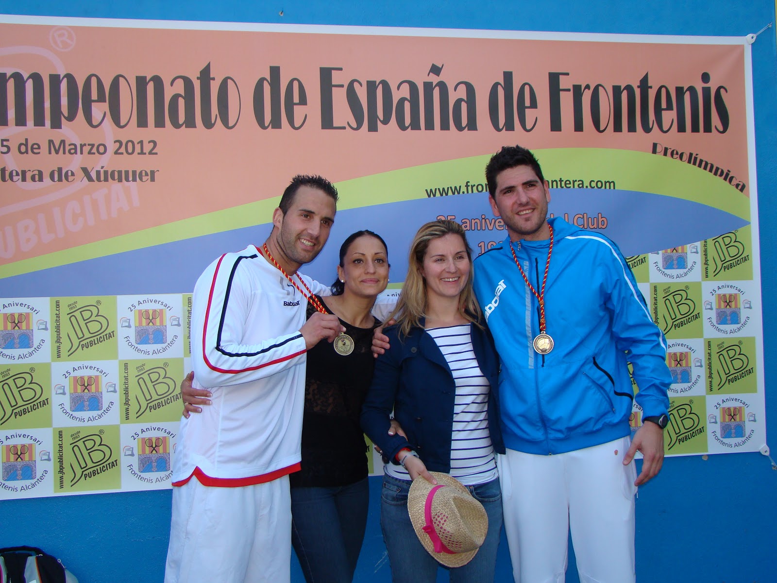 TODO sobre el FRONTENIS: El Club Frontenis Catarroja con Joge Frías e ...