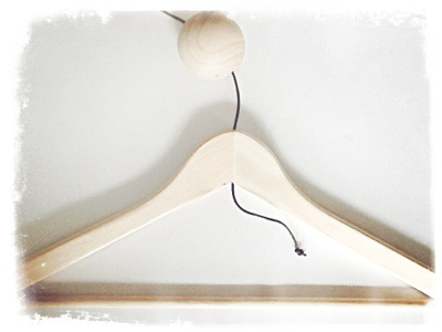 DIY: Creative Wooden String Hangers! | Art And Chic