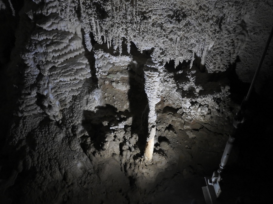 photographing New Zealand: Ruakuri Cave