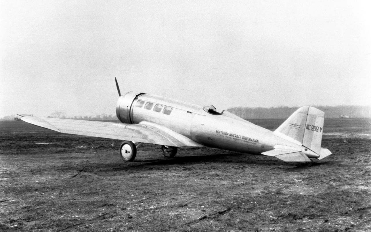 FDRA - Fuerza Aérea: Avión de correo/pasajeros: Northrop Alpha