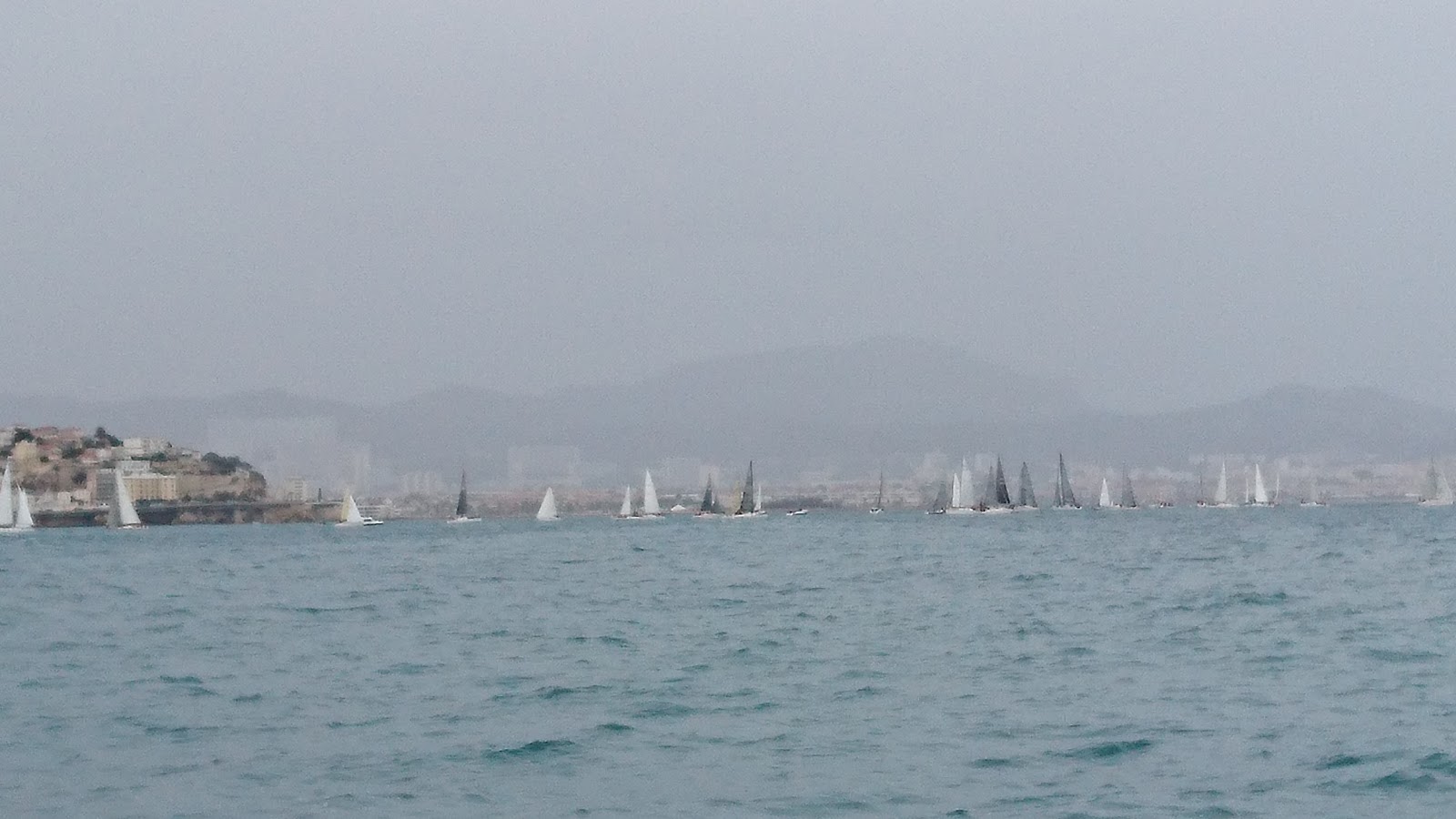 Au gré du vent: Balade dans la rade de Marseille (voyage méditerranée)