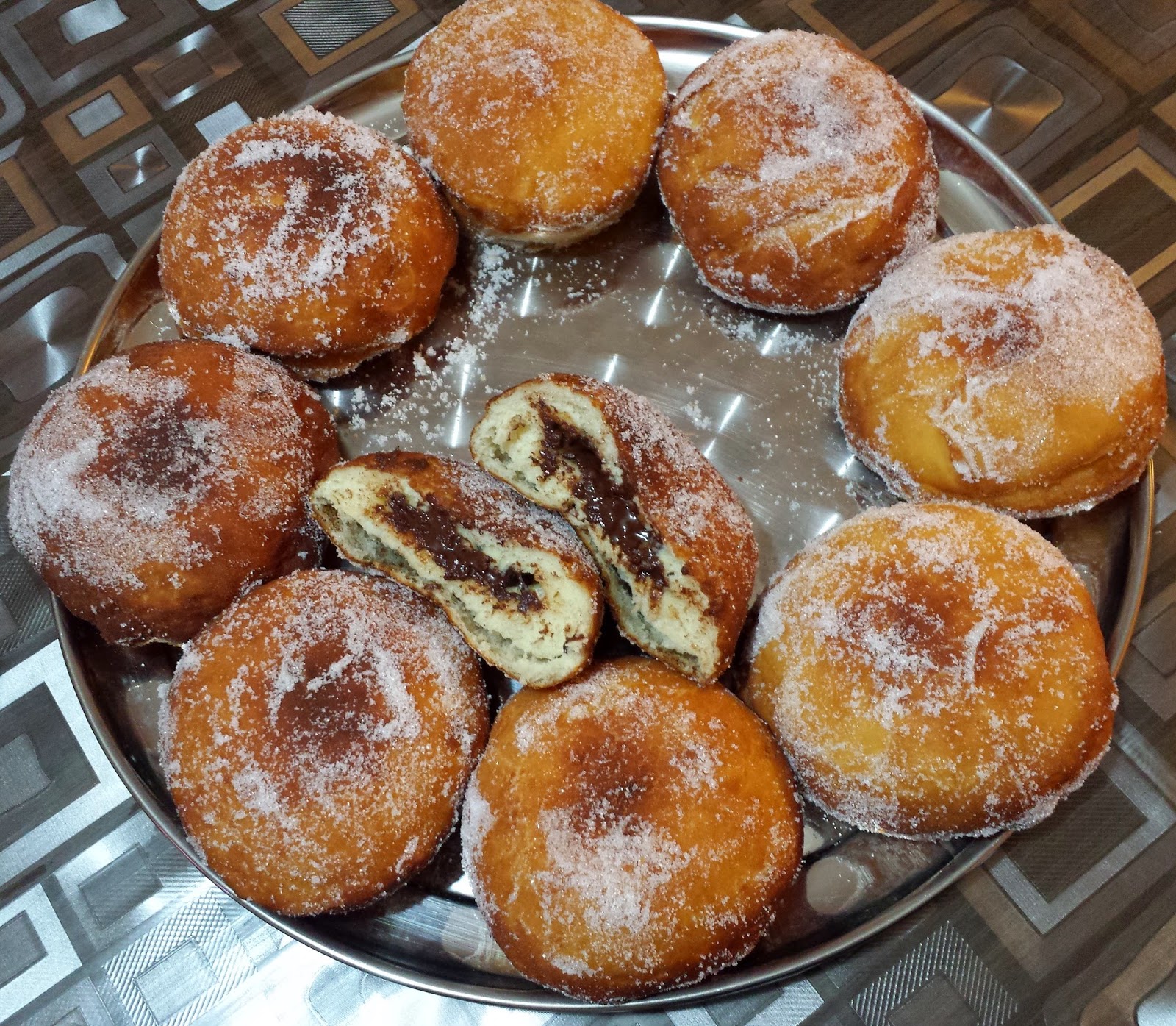 Les saveurs d'Adeline: Beignets fourrés au chocolat