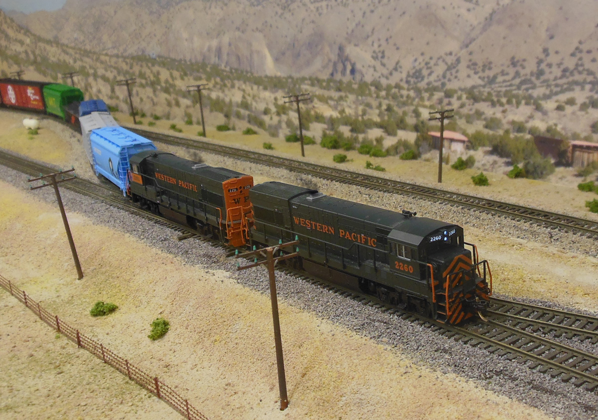 Tracks across Nevada: Photo Gallery