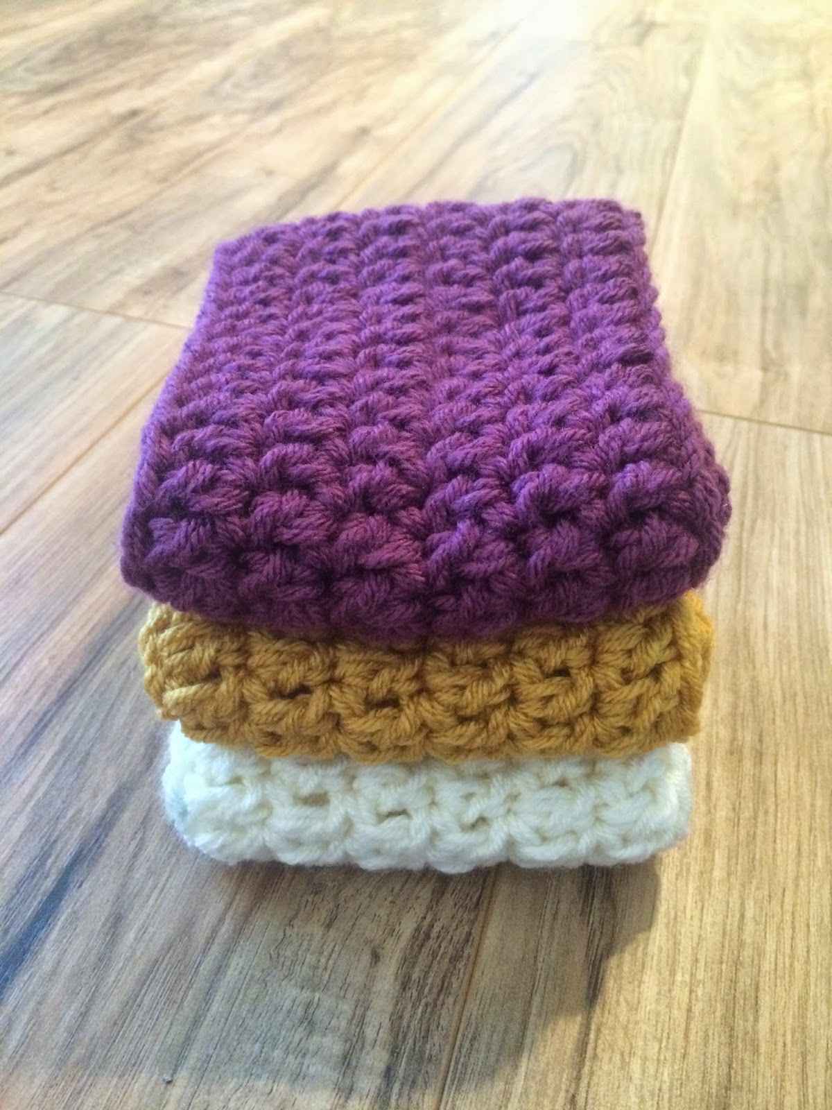 twenty somethin' mom: crochet chunky baby/toddler cowl pattern