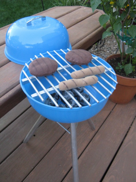 Kids Play Grill