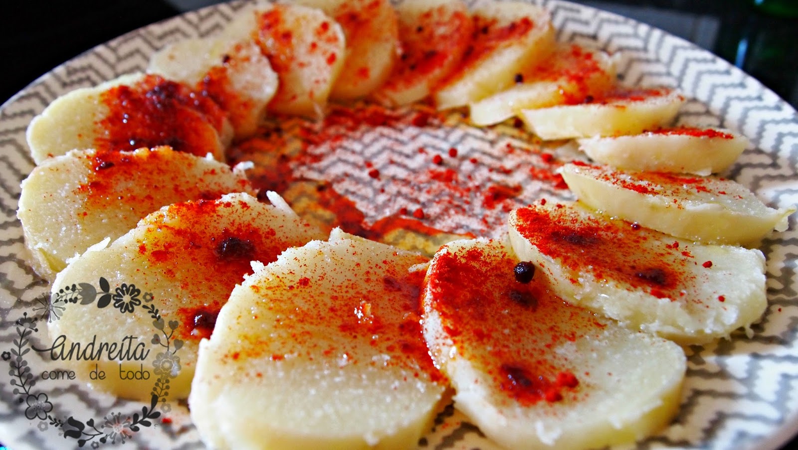 Cachelos de Lauri - Andreíta come de todo