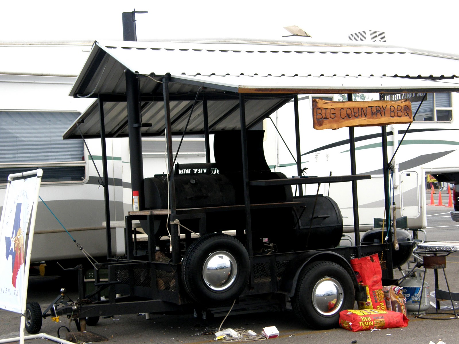 Food Gratitude: Trader's Village IBCA Barbeque Cookoff held in Grand ...