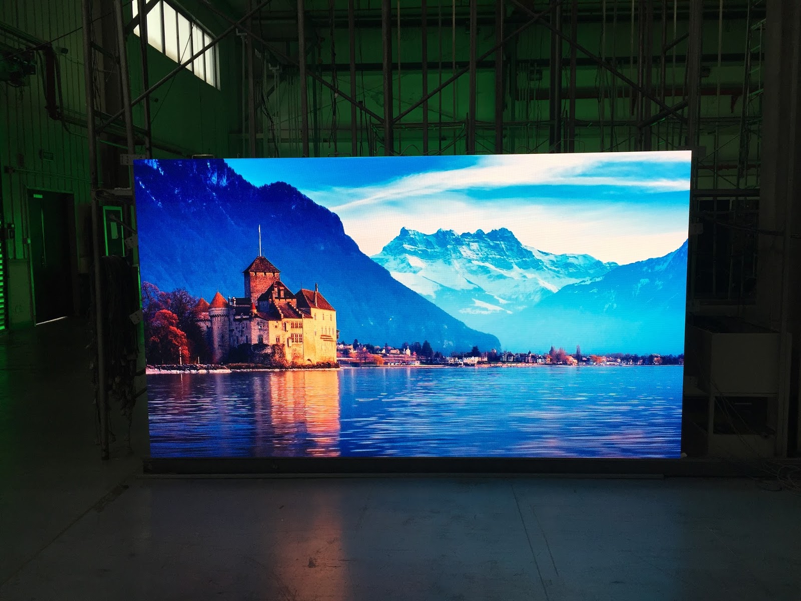 QSTECH LED DISPLAY