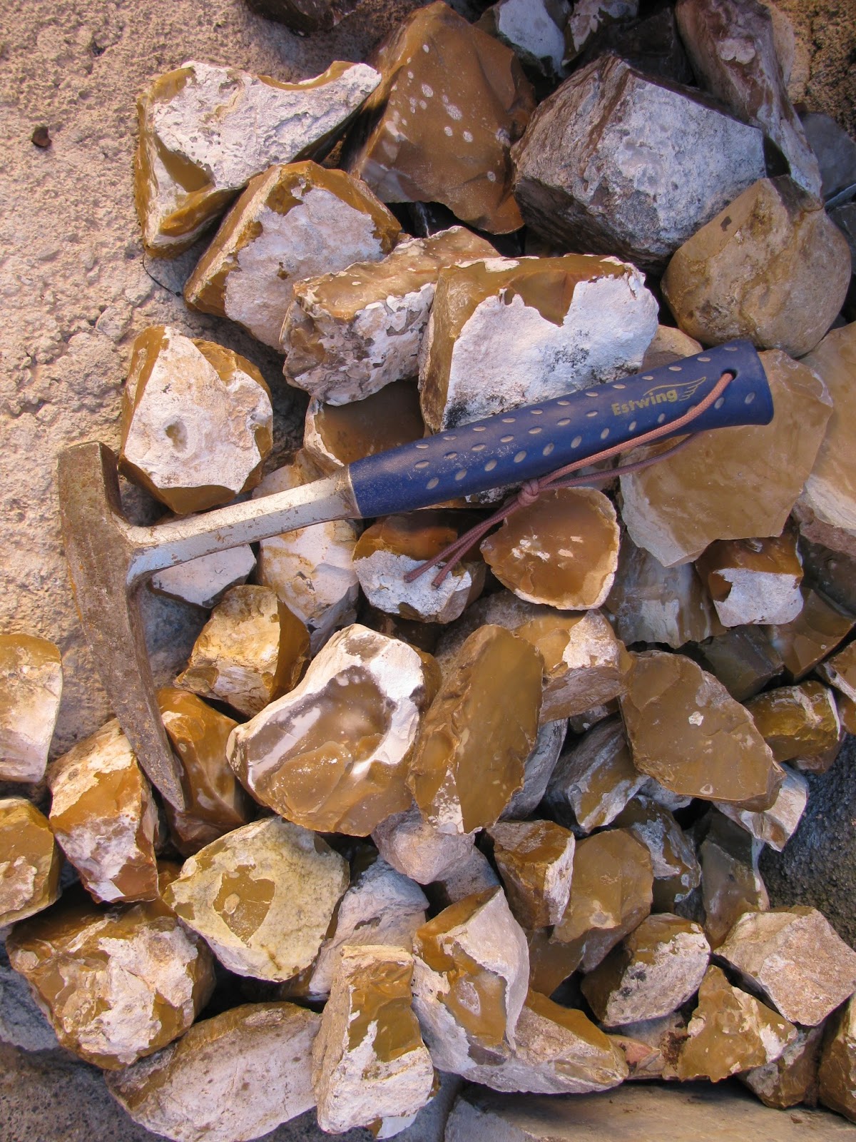 Jose Heredia: BUSQUEDA DE SILEX