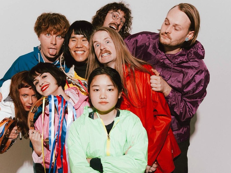 PM odkrywają: Superorganism - Podróże Muzyczne