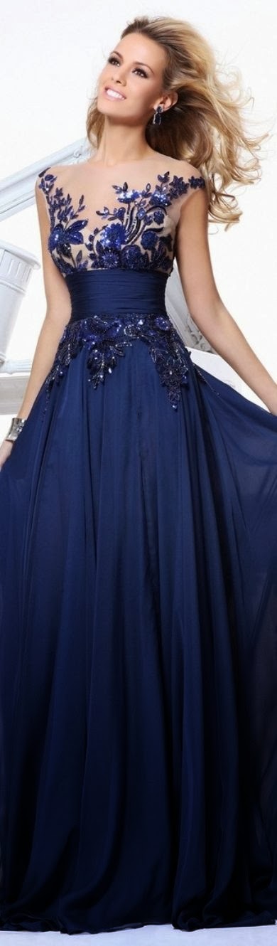Perfect blue dress for parties College Fashion