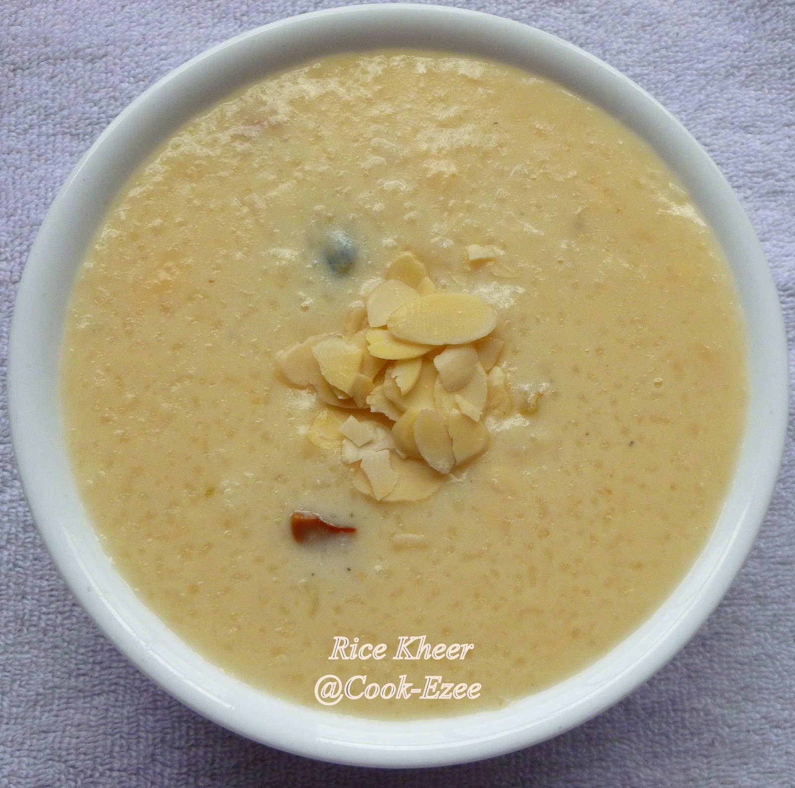 COOK-EZEE: Paal Payasam/Rice Kheer/Rice Pudding and My 100th Post
