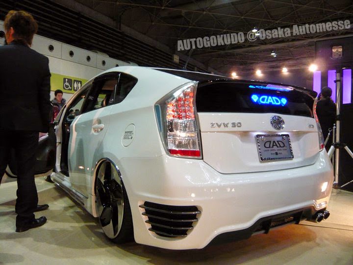 Story Of Car Modification in Worldwide.: TOYOTA PRIUS HYBRID MODIFIED