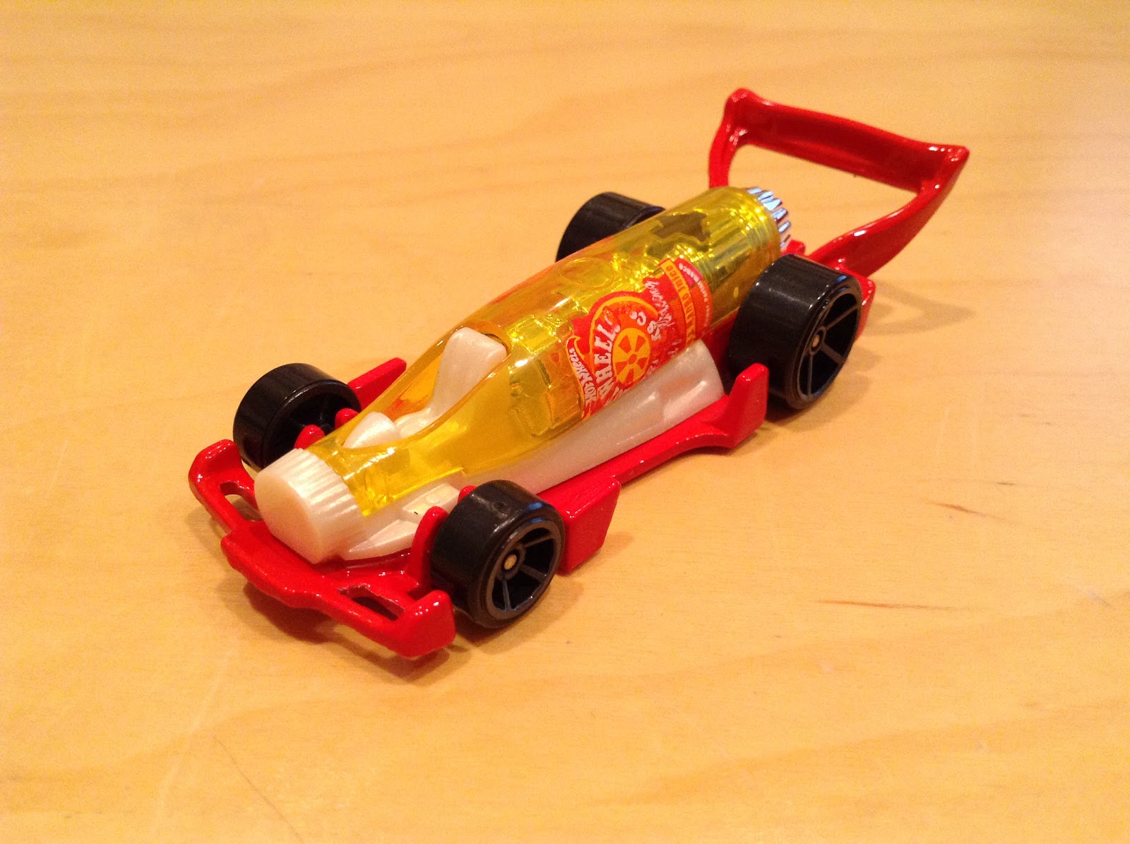 JULIAN'S HOT WHEELS BLOG: Carbonator (2016 HW Tool-In-1)
