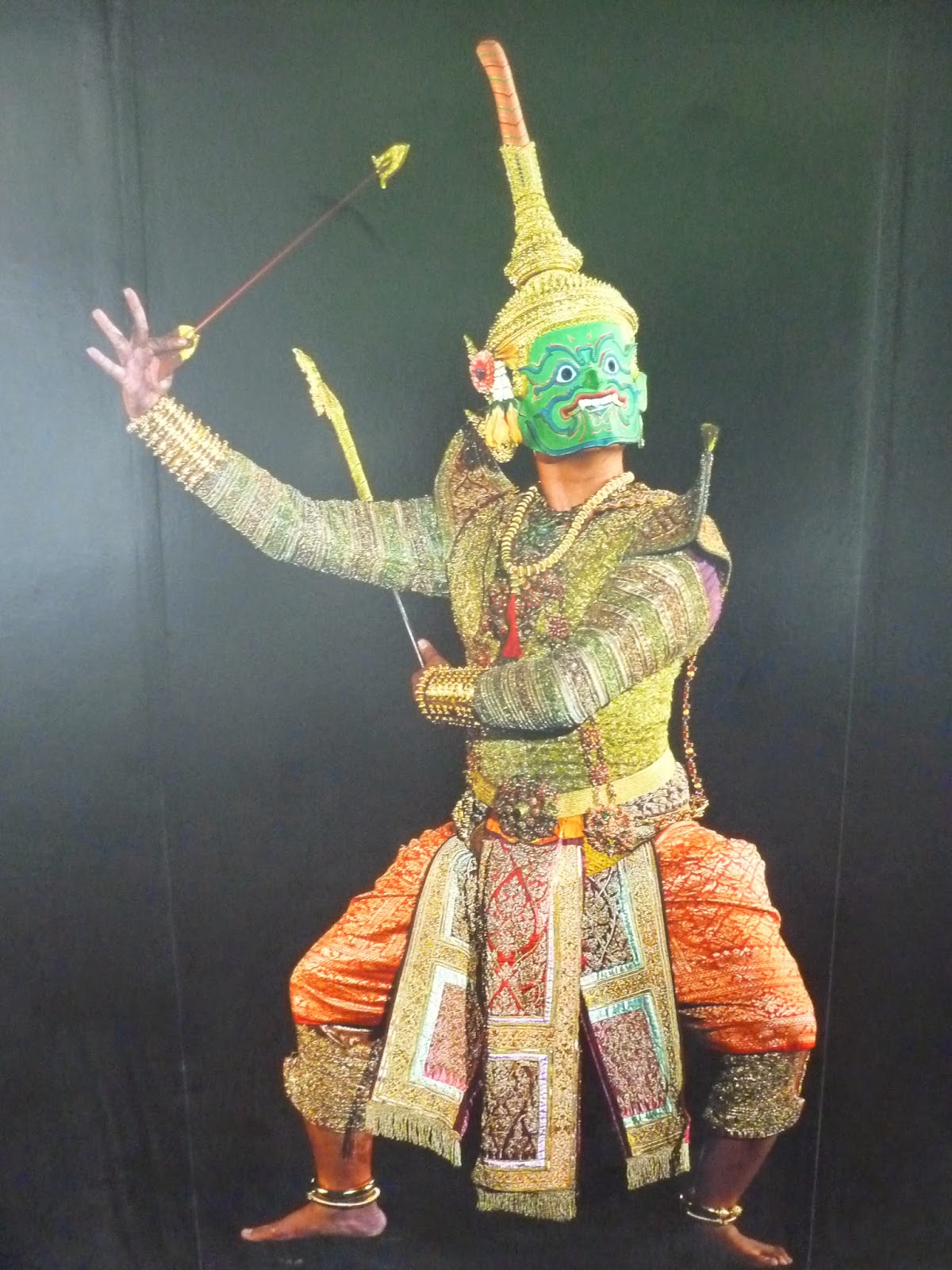 Kee Hua Chee Live!: KHON--THE THAI ROYAL DANCE AND EXHIBITION IS NOW ON ...