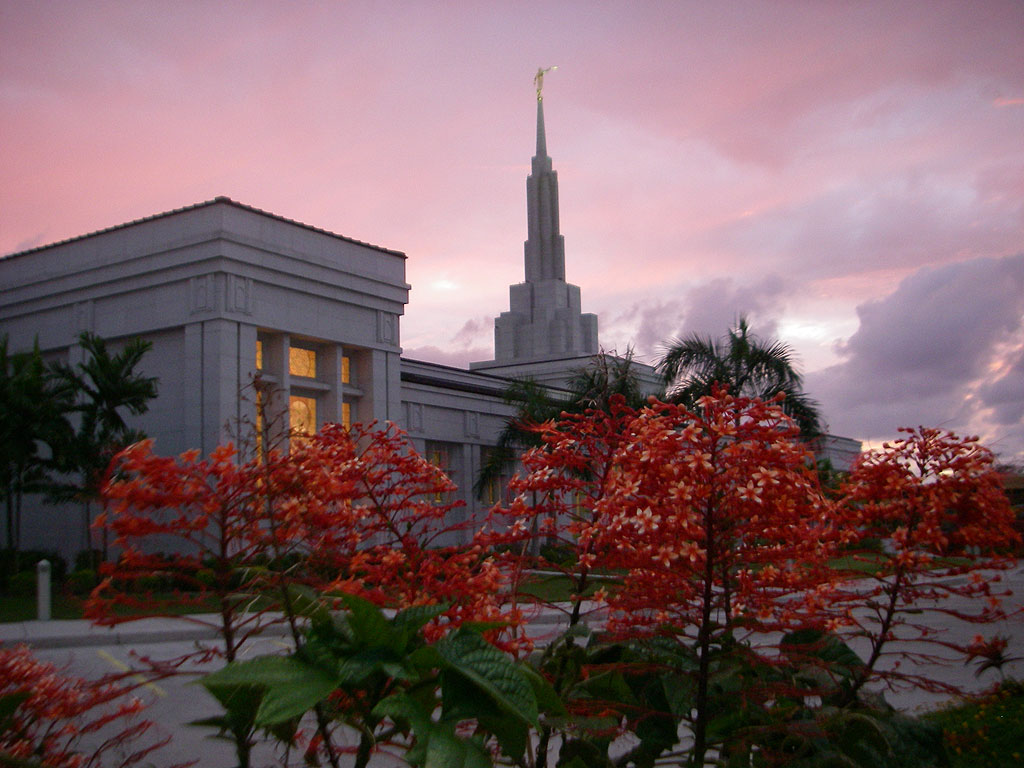 Calendario Mormon: Templo de Apia, Samoa