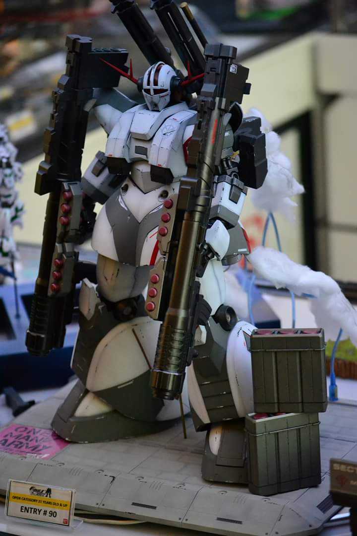 Custom Build: MG 1/100 Perfect Zeong "One Man Army" [GBWC 2017]
