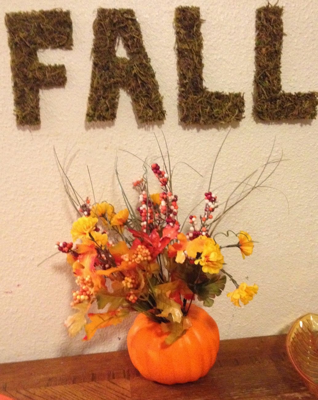 Cummins Life: Fall Crafts and Table Display with Dollar Tree